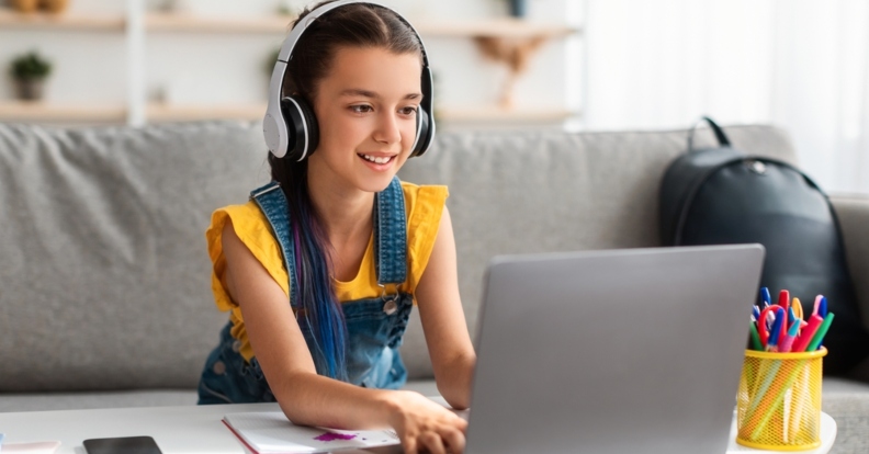 kezdődik a suli? - online hiteligénylés pár kattintással - K&H bank és ...